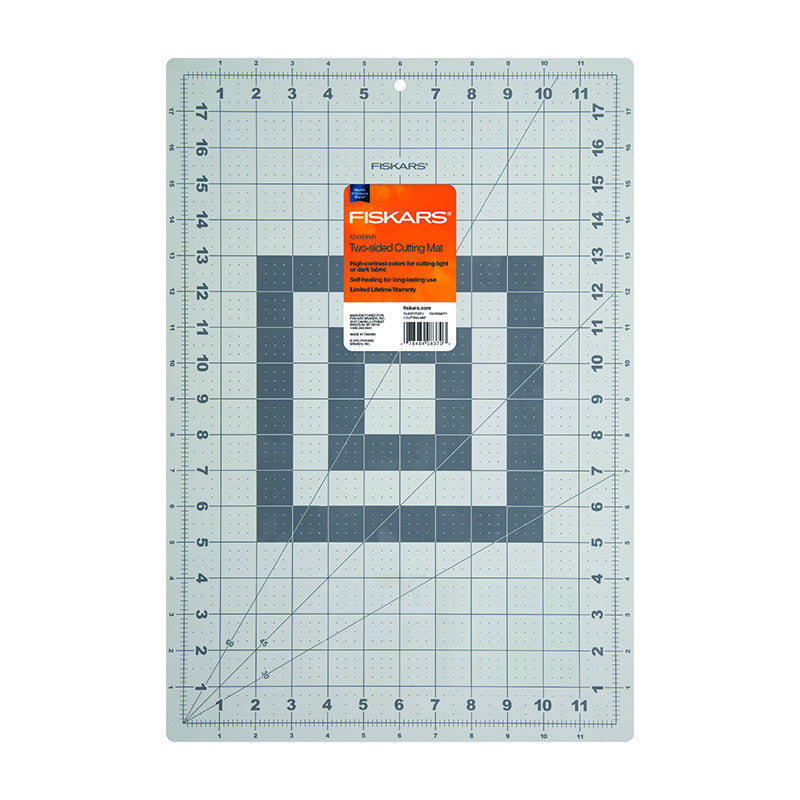 Fiskars Self-Healing Cutting Mat - 12" x 18"