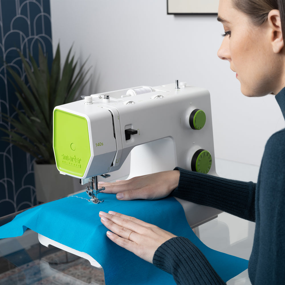 Pfaff Smarter 140S Sewing Machine