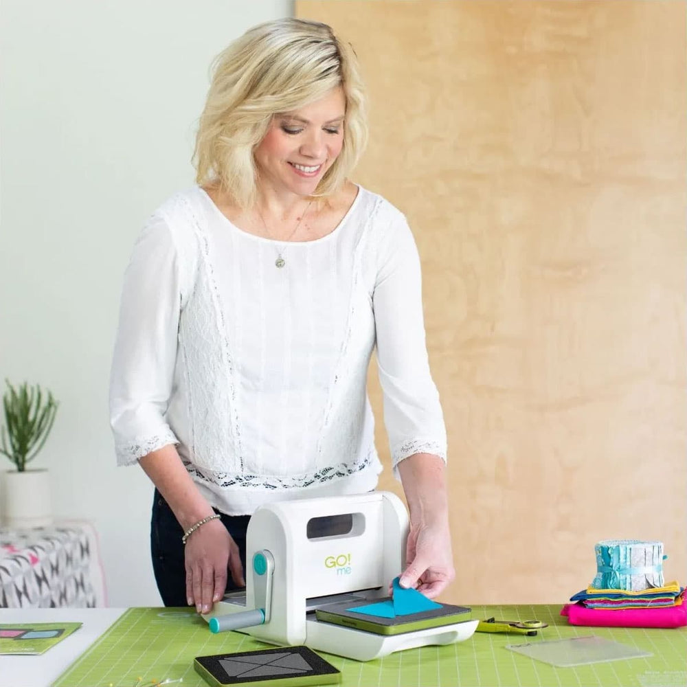 Accuquilt GO! ME Fabric Cutter Starter Set