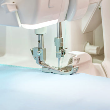 Baby Lock BLES4 Acclaim Air Threading Serger with FREE Bundle