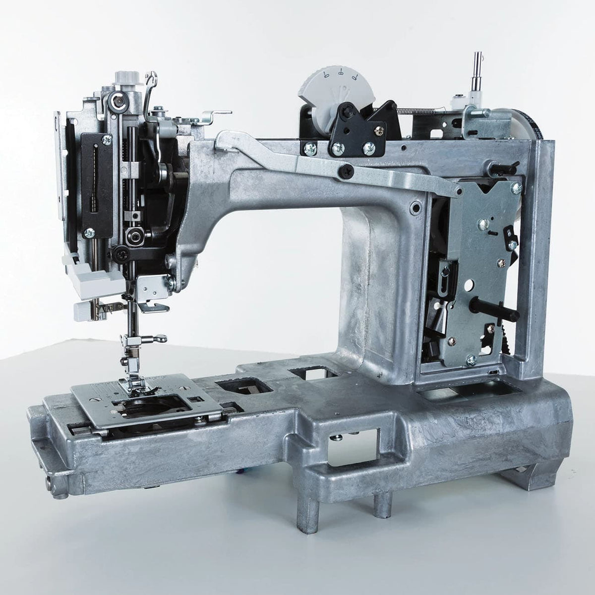 Singer Heavy Duty 4452 Mechanical Sewing Machine