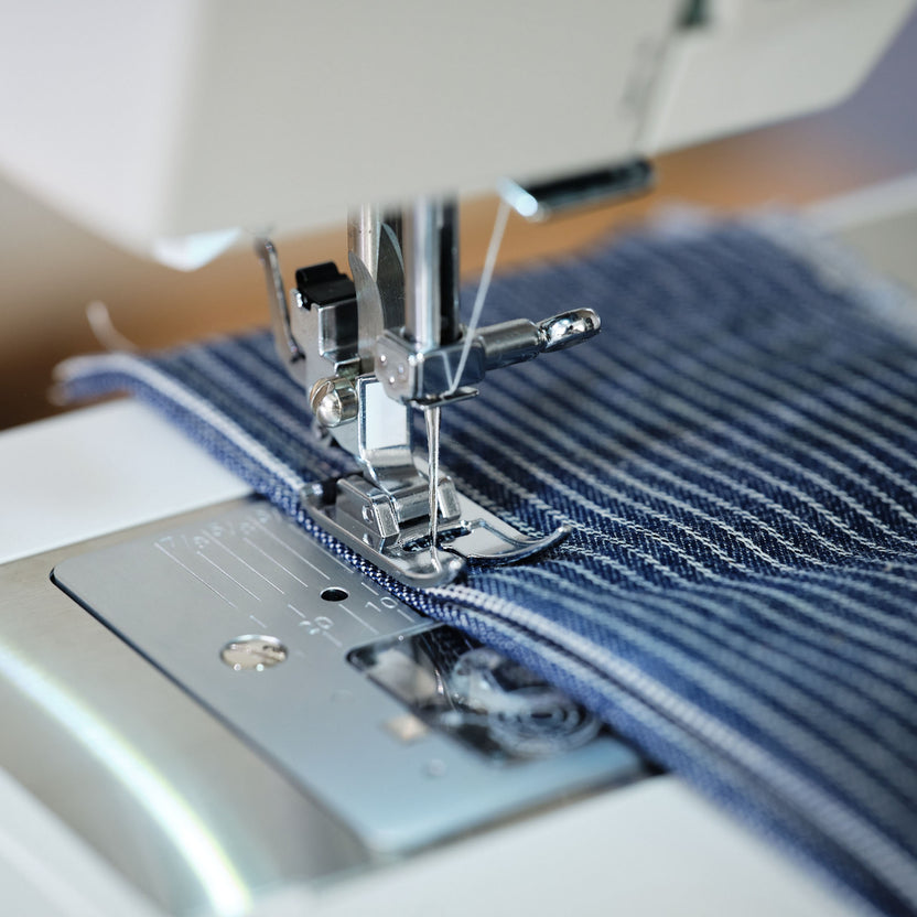 Singer Heavy Duty 5523 Scholastic Mechanical Sewing Machine