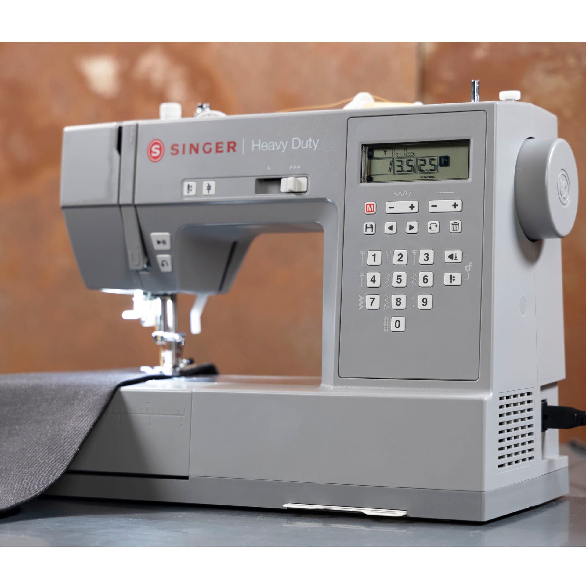 Singer Heavy Duty 6700C Mechanical Sewing Machine