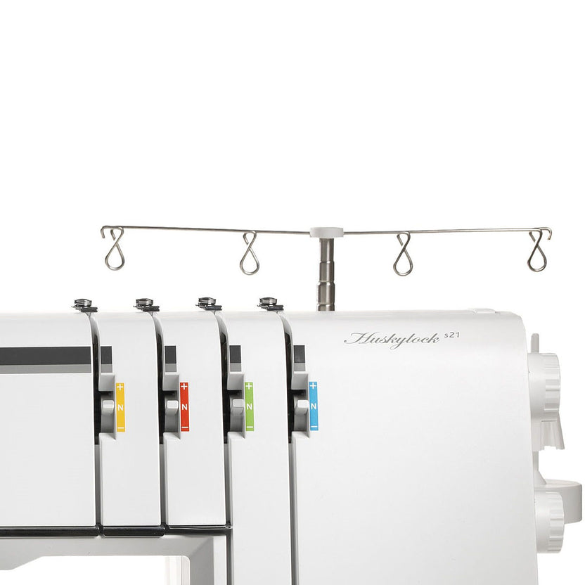 Husqvarna Viking Huskylock S21 Serger