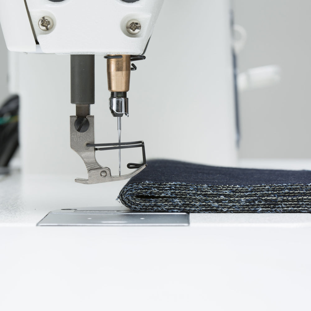 Juki J-150QVP Industrial Sewing and Quilting Machine