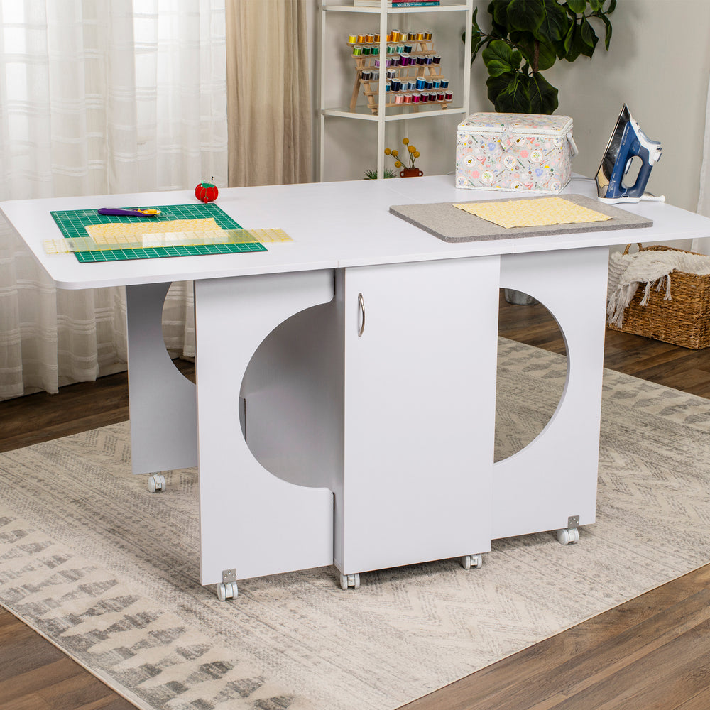 Koala Cutting Table - English White Ash