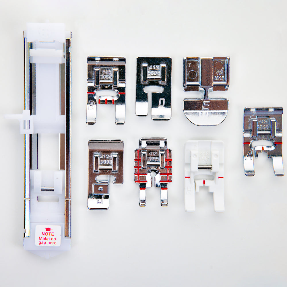 Husqvarna Viking Onyx 25 Mechanical Sewing Machine