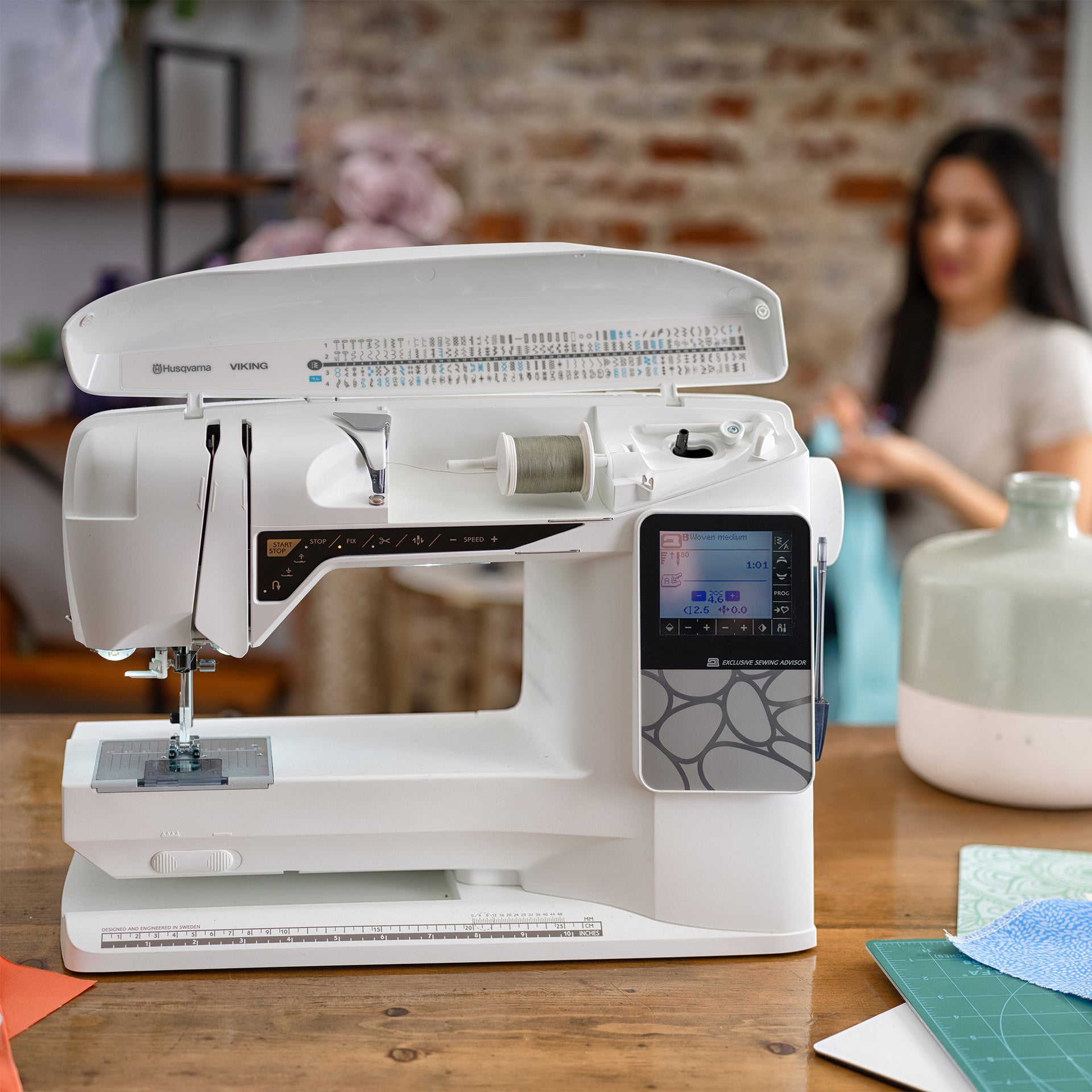 Husqvarna Viking Opal 690Q Computerized Sewing Machine