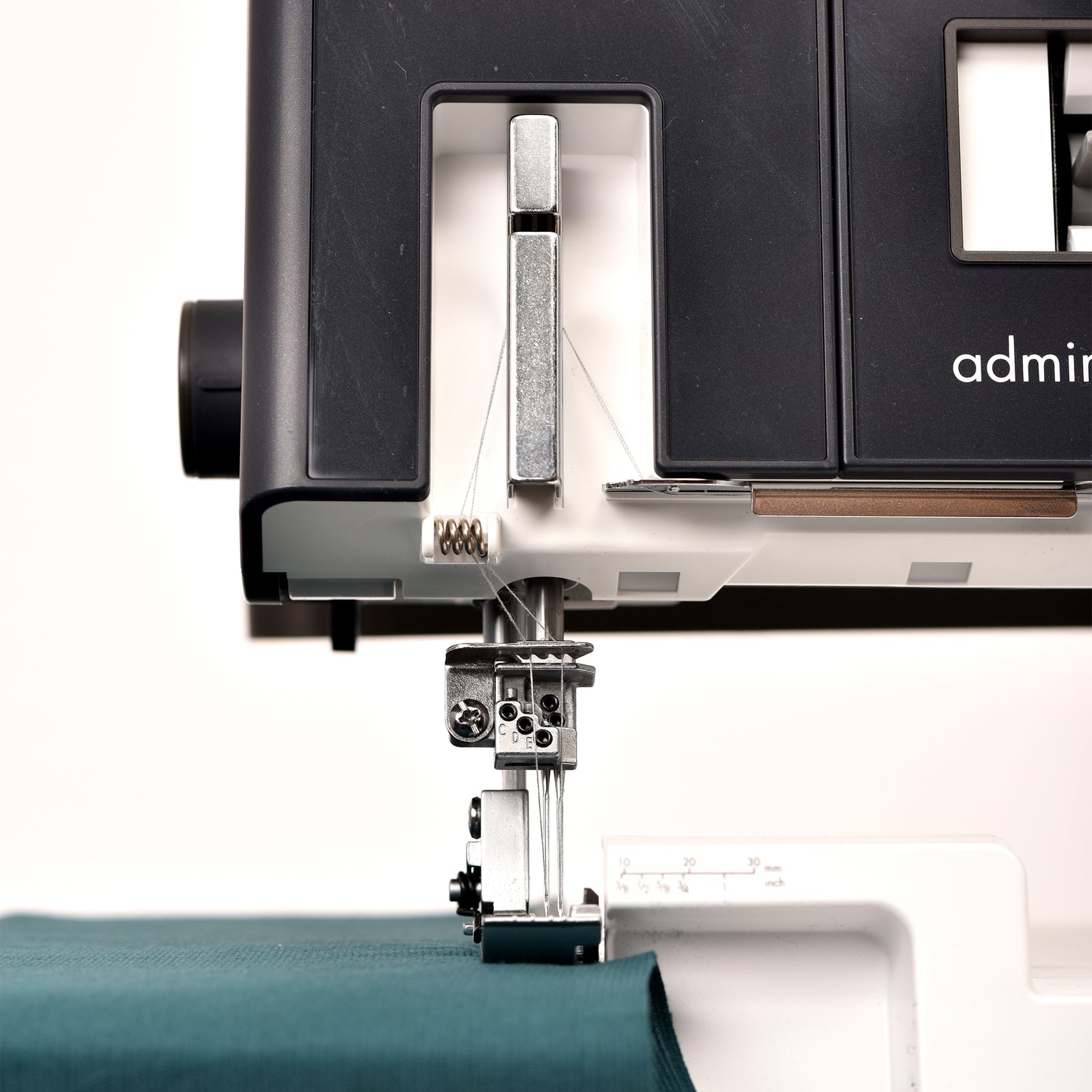 Pfaff Admire Air 6000 Serger & Coverstitch Combo