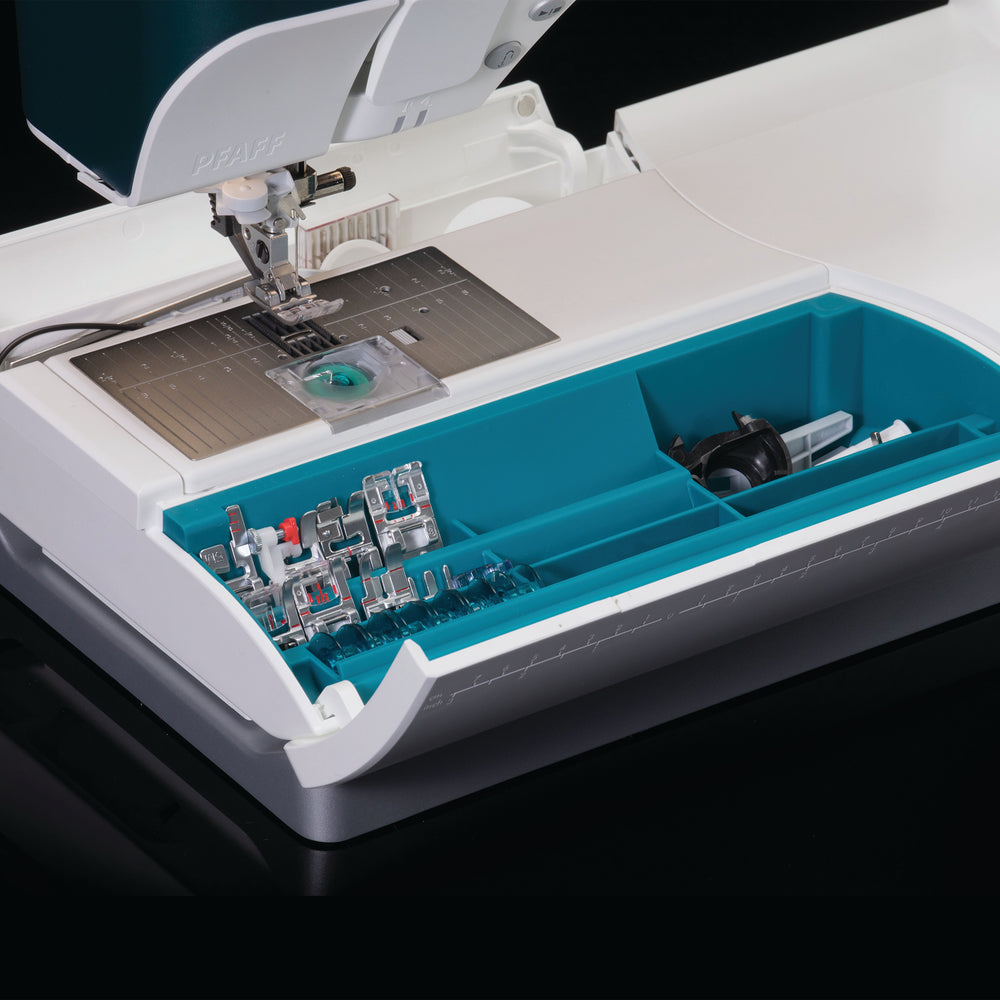 Pfaff Performance Icon Sewing Machine