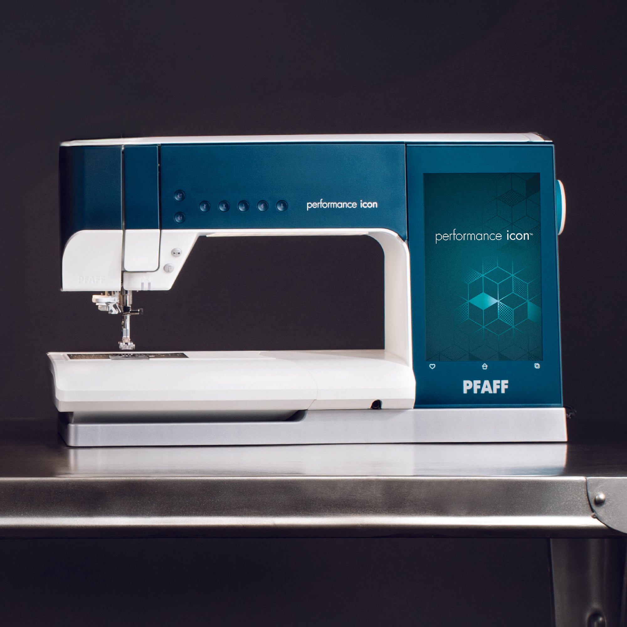 Pfaff Performance Icon Sewing Machine