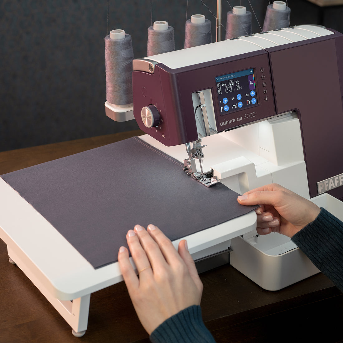 Pfaff Admire Air 7000 Serger & Coverstitch Combo