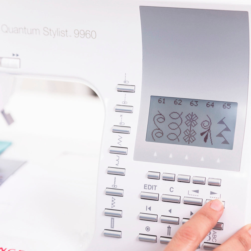 Singer Quantum Stylist 9960 Computerized Sewing Machine